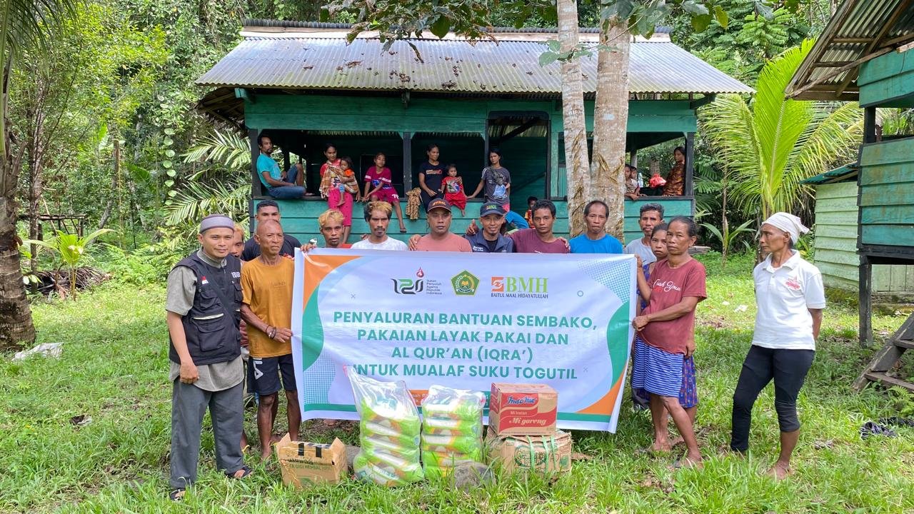Dakwah Berdaya, Kisah Inspiratif Penyuluh Agama di Suku Tobelo Dalam ...