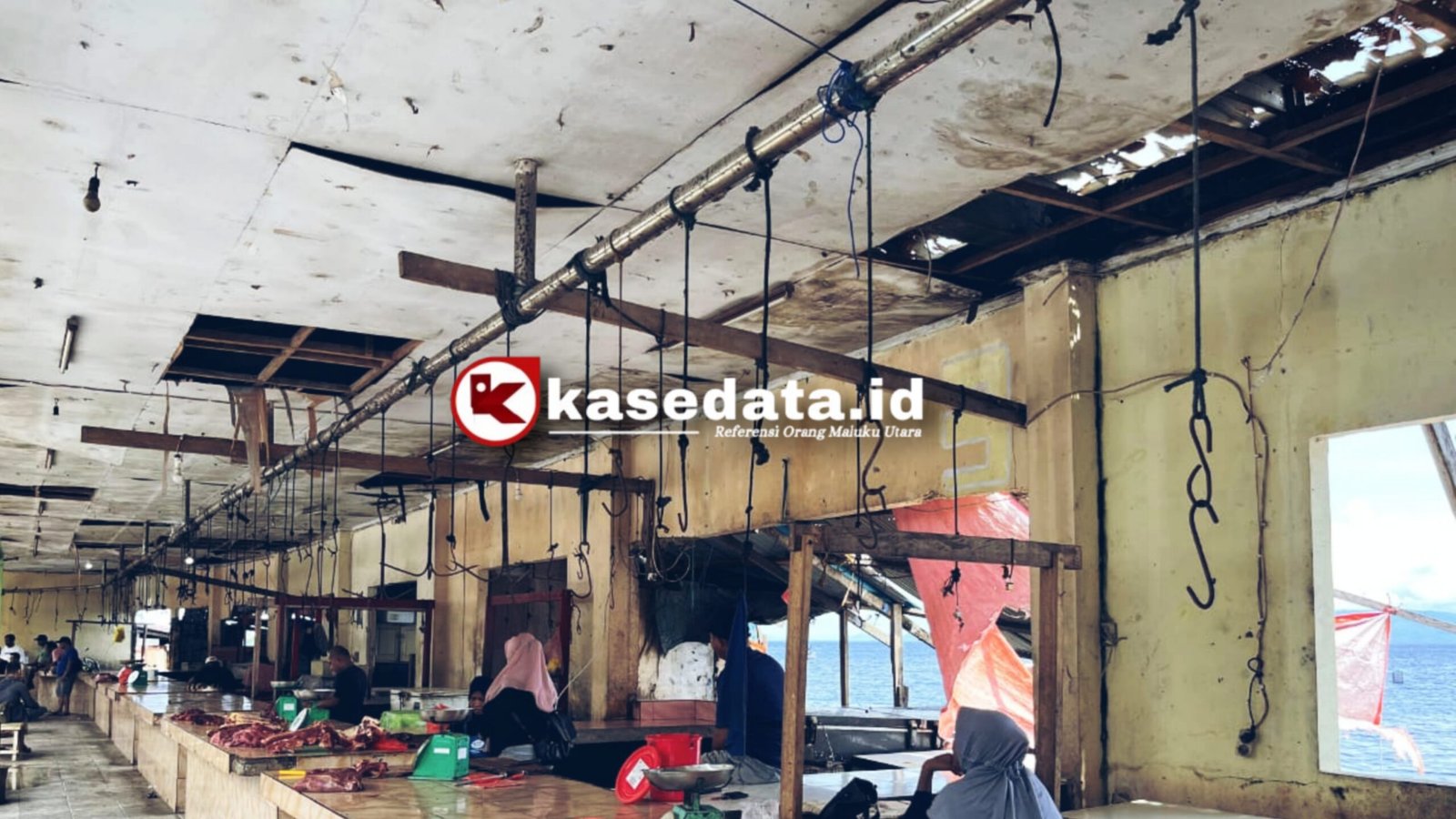Fasilitas Rusak Ancam Keselamatan Pedagang di Pasar Gamalama - kasedata.id